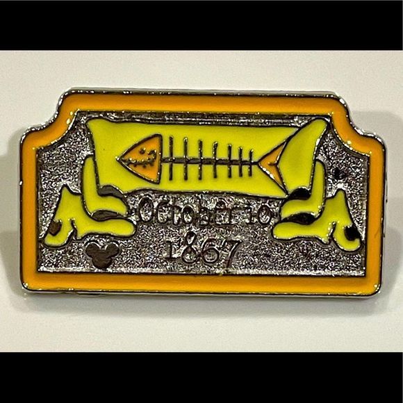 Disney | Accessories | Disney Haunted Mansion Fish Bones Tombstone Pin ...